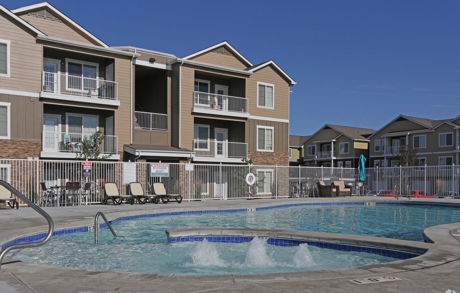High Point on Overland | Apartments in Meridian, ID