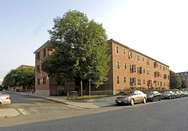 Camden Apartments | Apartments in Boston, MA