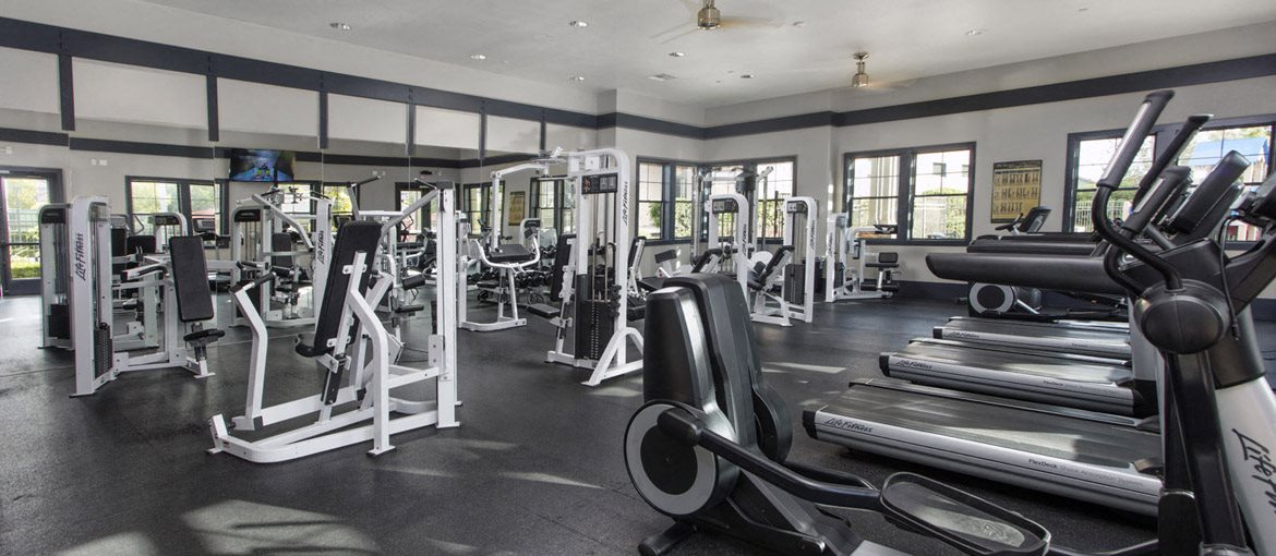 Rancho Bernardo, CA Apartments | Reserve at 4s Ranch